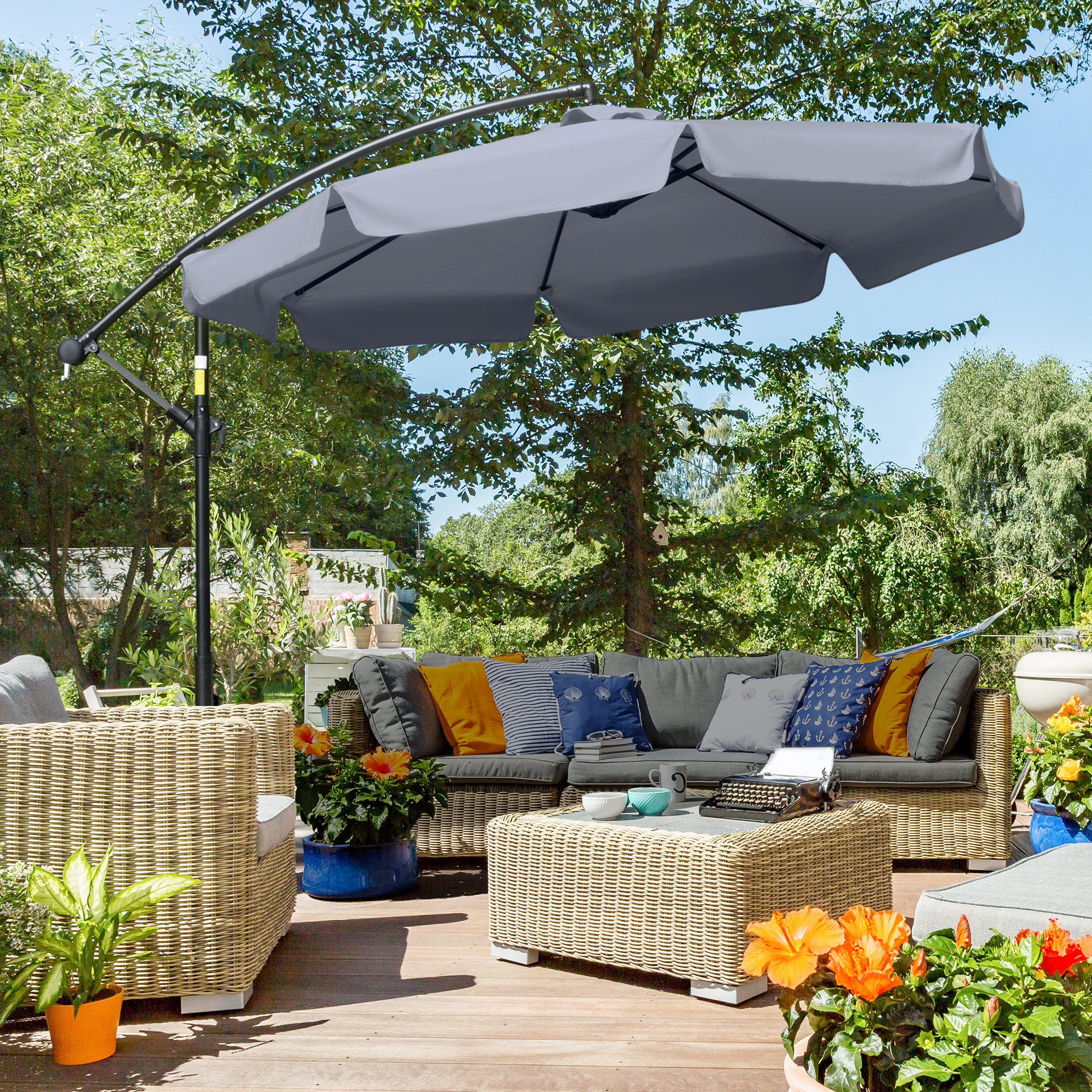 2.7m Garden Banana Parasol Cantilever Umbrella with Crank Handle and ...